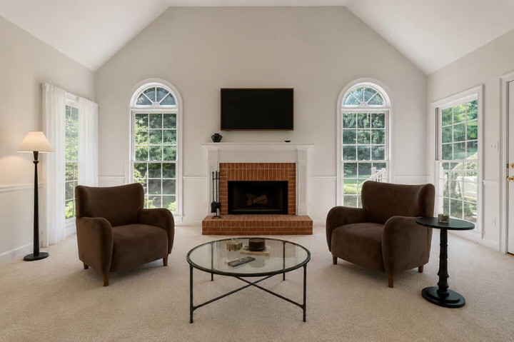 Sunny Serene 3br Retreat On Half Acre - Lawrenceville, GA
