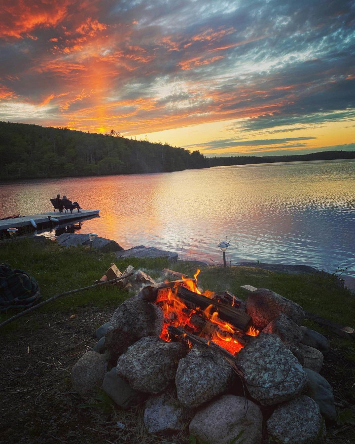 Bright, Spacious Cottage On A Beautiful Lake - Nova Scotia