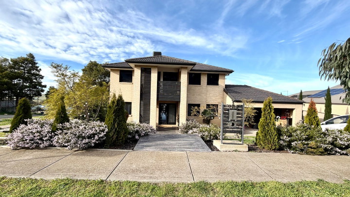 Spacious 6br Villa Hilltop Retreat Great For Relax - Sunbury