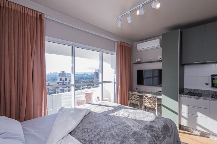 Cozy Studio W/ Parking | Walk To Yellow Line Metro - Brasil