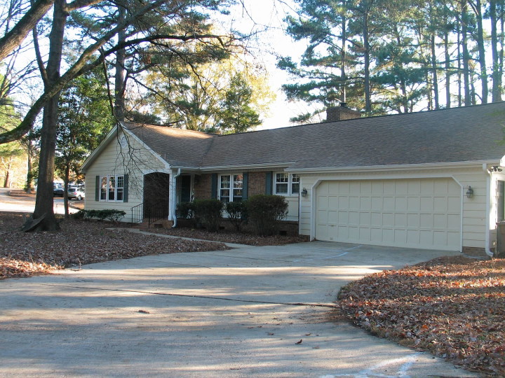 Cary Top Location Ranch Home - Apex, NC