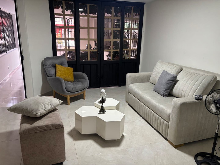 Beautiful 2-storey House In Villavicencio - Meta - Villavicencio