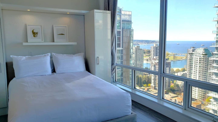 Stunning Ocean/mountain Views In New Build - Vancouver