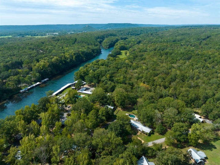 Luxury Home, Fishing Resort With Fire Pit, Coffee - Heber Springs, AR
