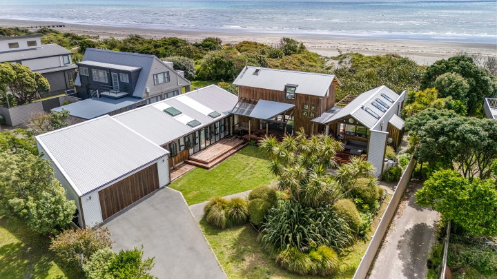 Kapiti Beachfront Luxury - Paraparaumu