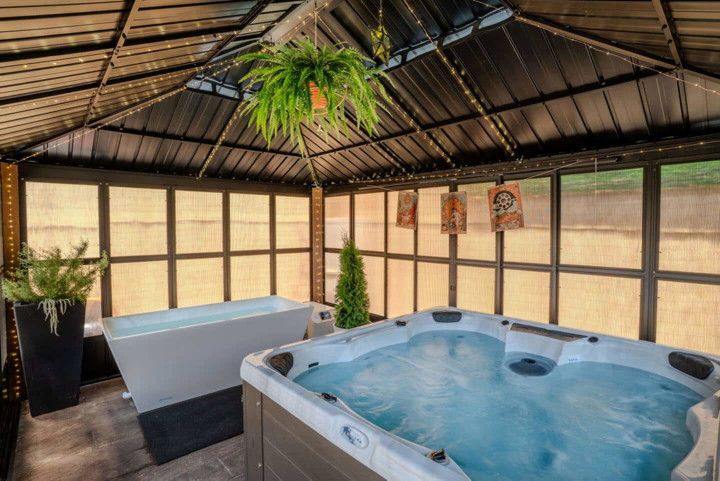 The Hiveyour Reno/tahoe Wellness Retreat & Spa - Reno