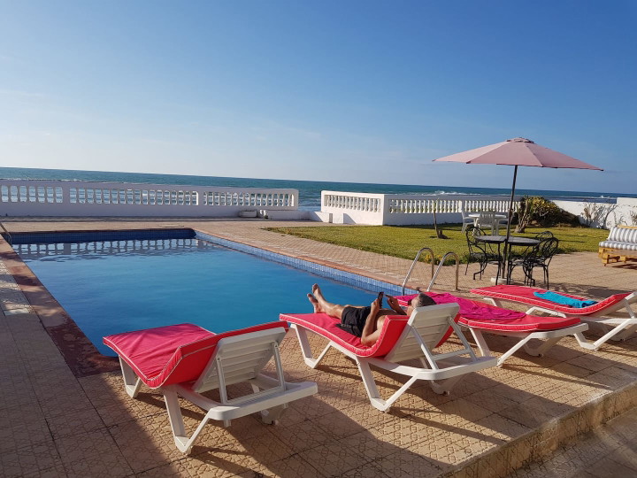 Beautiful Beachfront Villa With Pool In Skhirat - Temara