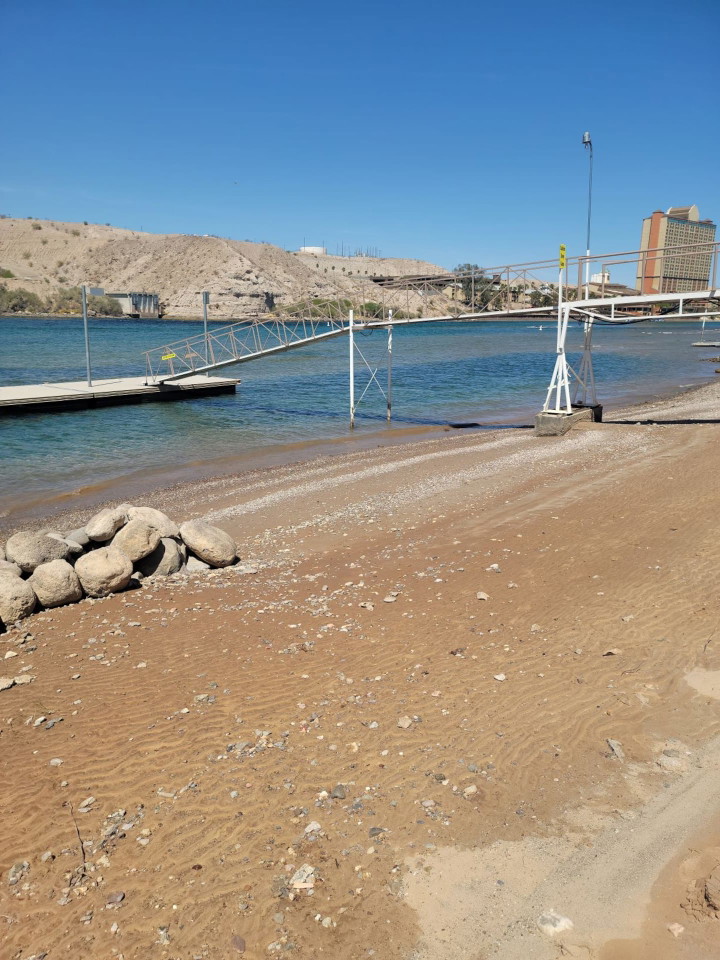 Riverfront Retreat! Sleeps 5 (Pirate Jr Theme) - Laughlin, NV