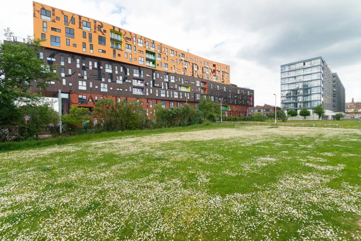 Studio Apartment With Balcony - Manchester