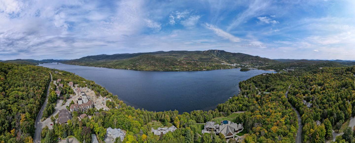 Vue Sur Le Lac Et La Montagne : 2 Chambres, 2 Salles De Bain - Laurentides