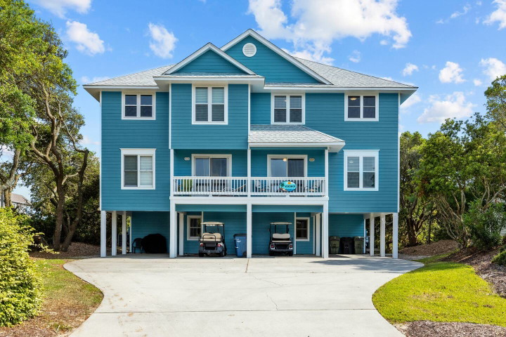 Kokomoe: Cozy Beach Retreat With Pool, Golf Cart - Swansboro, NC