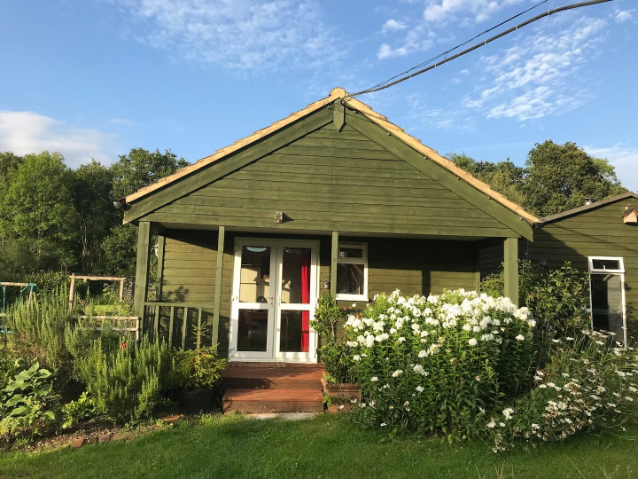 Blacknest Cabin With Access To Alice Holt Forest - Alton, UK