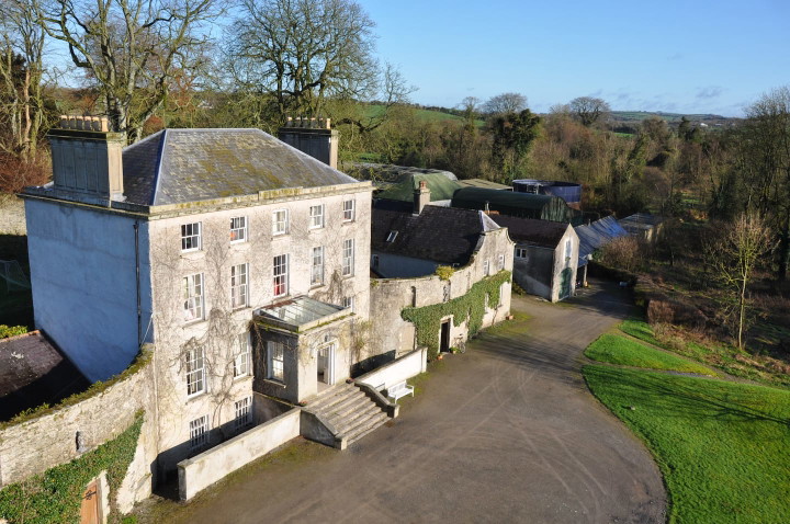 East Wing Of 18th Century Palladian Manor House - County Laois