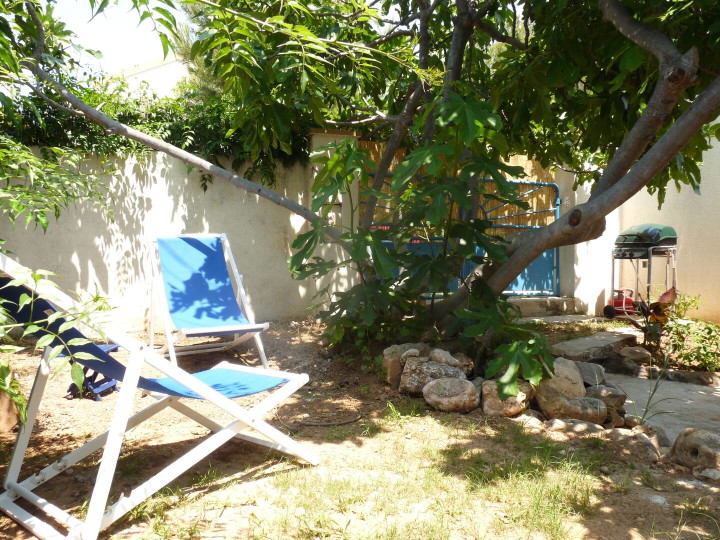 Small House 230 M From The Sea. - Bandol