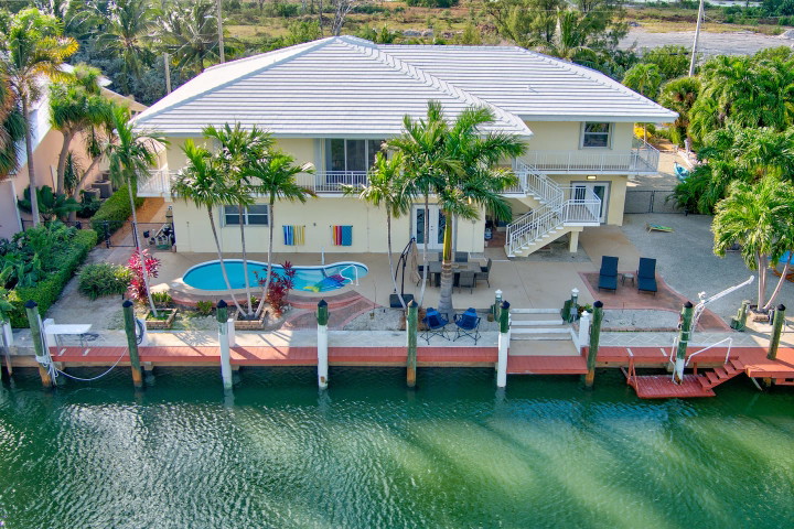 Maison De Luxe Spacieuse, Piscine Privée/spa, Quai De 80&nbsp;Pieds - Marathon
