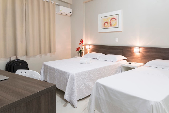 Hotel Com Quarto Superior E Café Da Manhã - Estrela