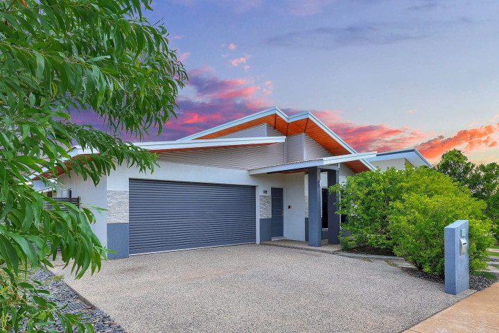 Banksia House | 3 Bed, 2 Bth | Pet Friendly Yard - Humpty Doo