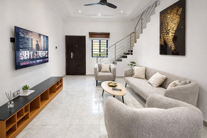 Lovely 2bedroom| Queen Beds| Standby Power | Wifi - Accra