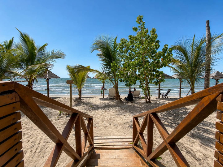 Between Mangroves And Sea: Tolús Hidden Refuge - Bolivar