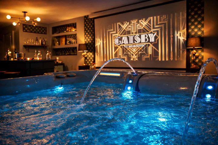 La Suite 1925 : Jacuzzi Privatif(spa), Ciné Géant. - Lac de Saint-Pardoux