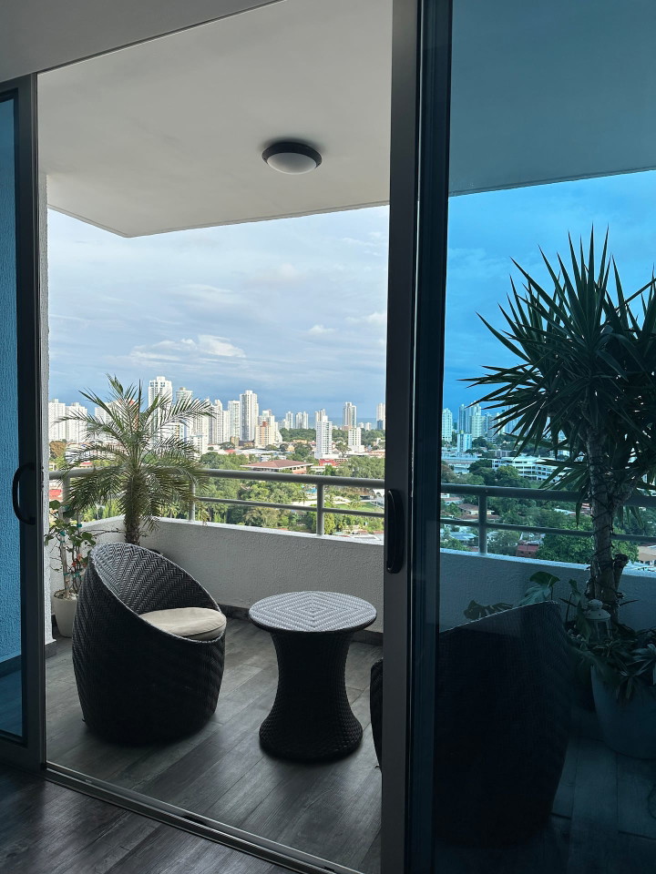 Centrally Located And Modern - Panama
