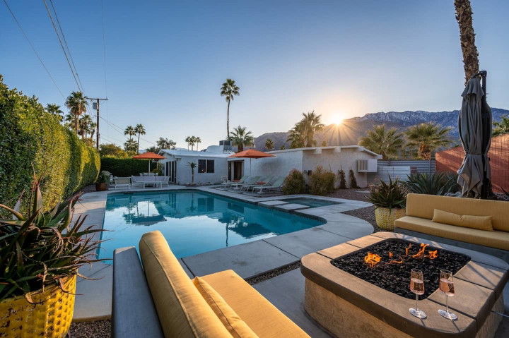 Mojave Moon Ps - Palm Springs, CA