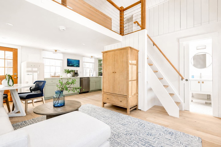 85r Orange Street | 1 Bed, 1 Bath Cottage - Nantucket, MA