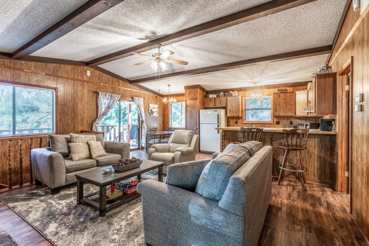 Comfort & Connection In Ruidoso Pine View Lodge - Ruidoso, NM
