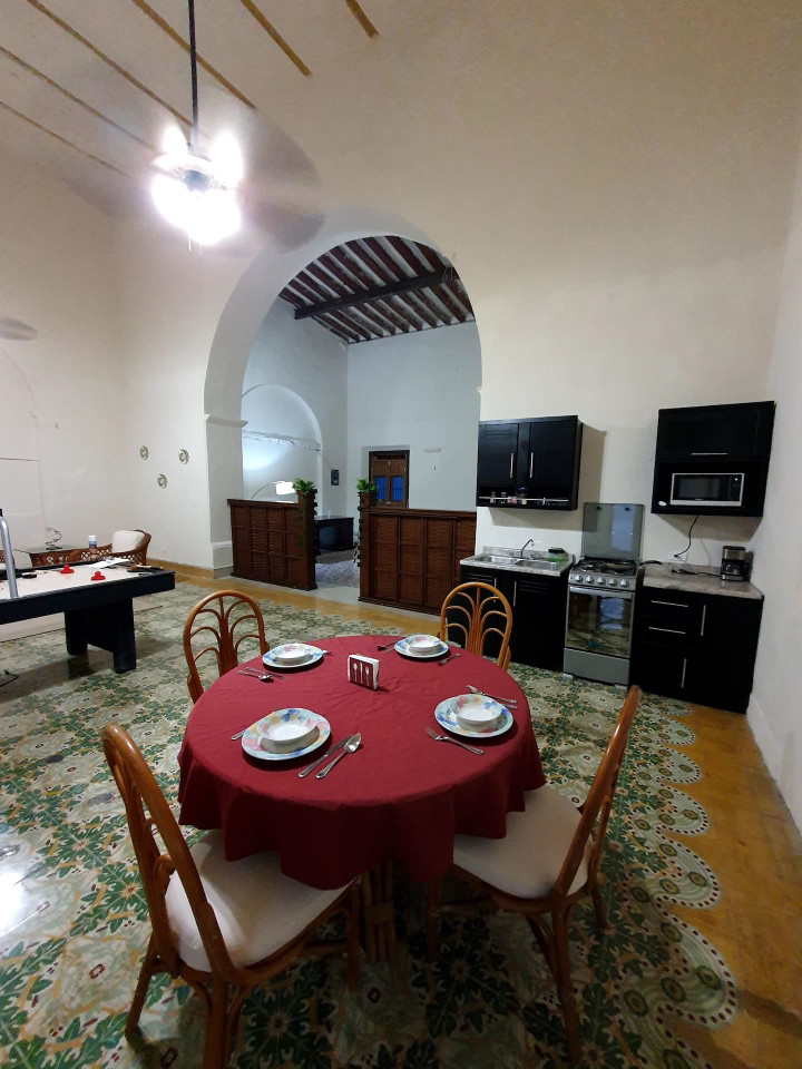 Colonial Arch House (Downtown Campeche) - Campeche, México