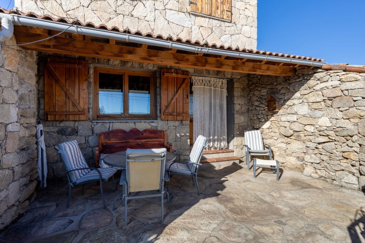 Uncle Primitivo's House - Hoyos del Espino