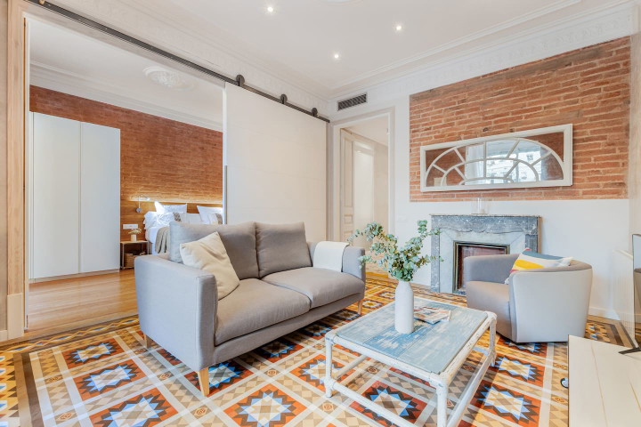 Elegant, Bright, Central-near Sagrada Familia - Barcelona