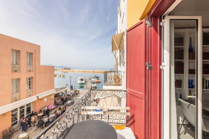 Casa Ithomi, 3 Debroom Maizonette At Old Harbour - Chania