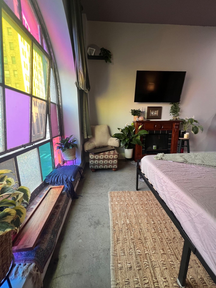 Stylish Sheek Loft Ricport Studio 2, Downtown - Bridgeport, CT