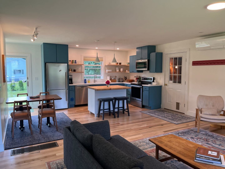 Close To College-cheerful, Quiet, 2 Bedroom Home - ミドルベリ, VT