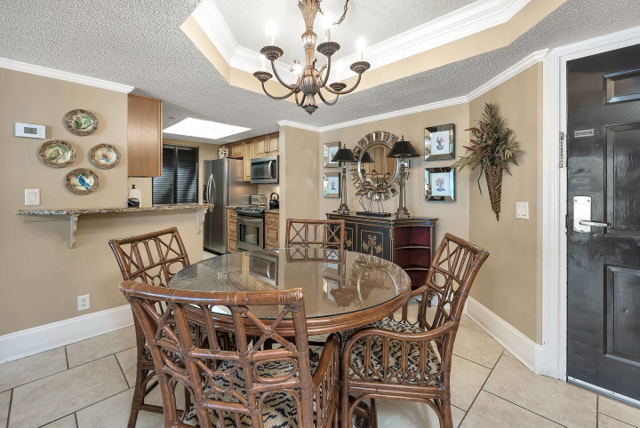 Oceanfront Condominium With Great Amenities - Florida