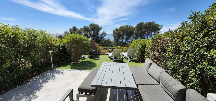 Cosy Studio With Sea View, In Residence With Pool - Saint-Raphaël