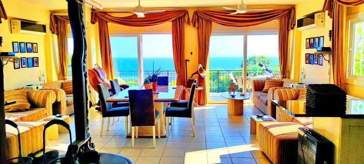 Top 10% Home+e-massage+gym+font+cinema+e-transport - Zypern