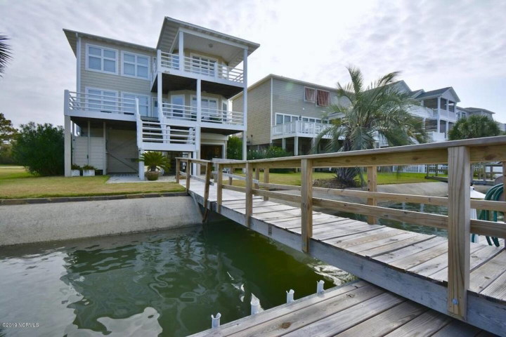 Waterfront 5br/4.5ba Canal Home Close To The Beach - Ocean Isle Beach, NC