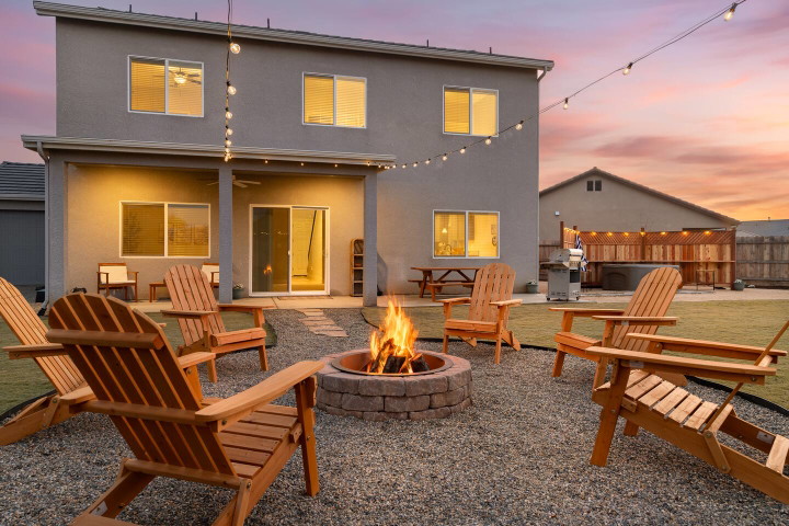 New! 5br Vacation Home | Sequoias | Tub | Bbq | Ev - Visalia, CA