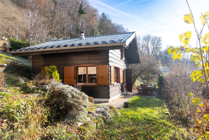 Cozy Cottage With Mezzanine - Verchaix