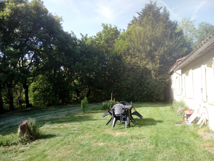 Gîte Pour Une Pause à La Campagne - Gers