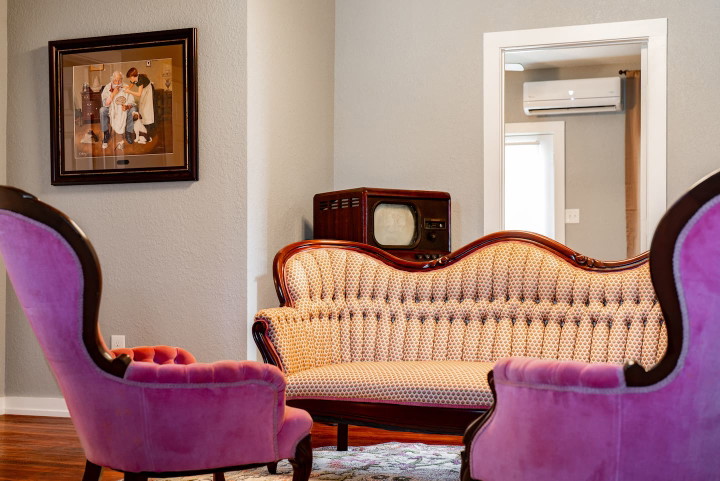 The Parlor House Getaway - Long Term Available - Seguin