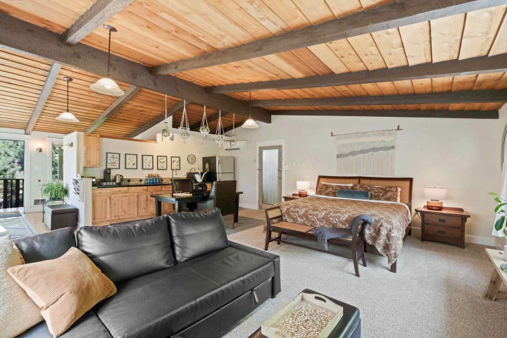 Near River Trail - Pet-free - King - Local Hosts - Oregon