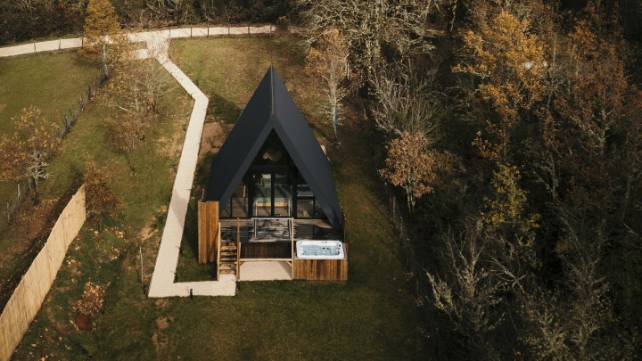 Latypique Cabane Insolite Avec Spa & Sauna Privés - Lot