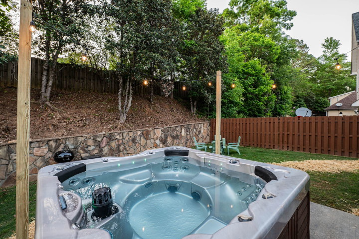 Baby Blue Bungalow With Backyard Oasis - Spartanburg, SC