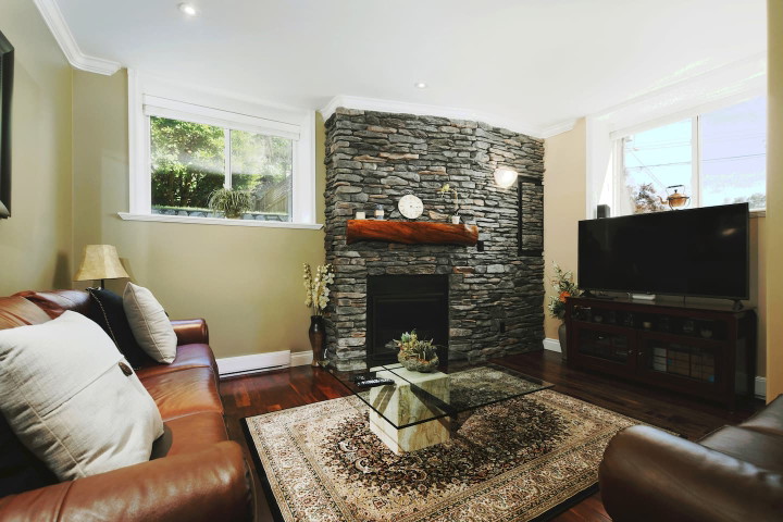 Upscale Character Home With Luxurious Amenities - Saanich