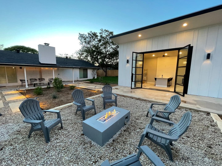 Gardenia Haus And Party Barn - Fredericksburg, TX