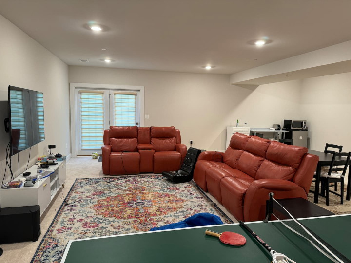 A Fully Furnished Basement - Columbia, MD