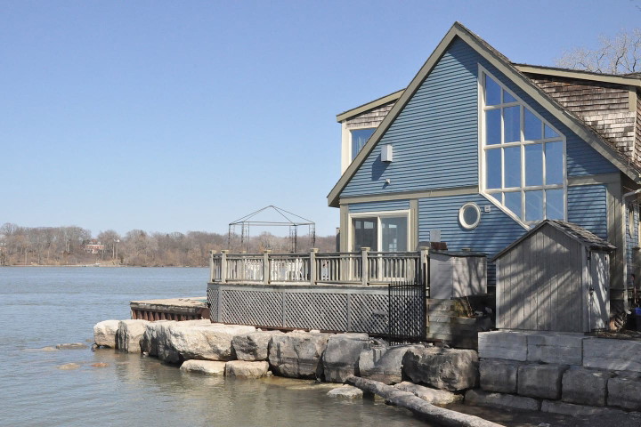 Water Front, Private, Luxury, Romantic Sunsets. - Niagara-on-the-Lake