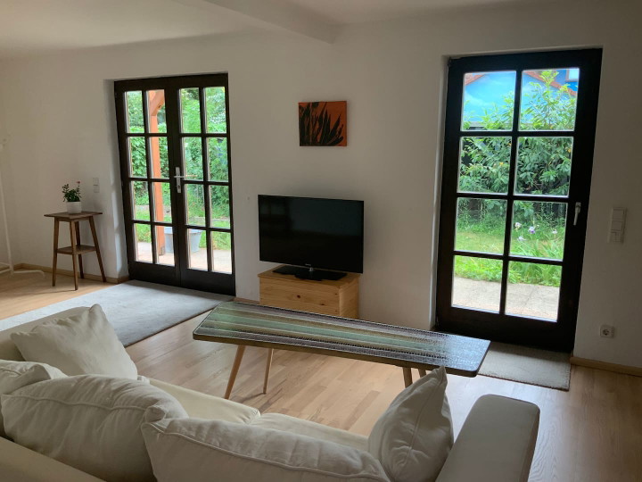 Gepflegte Wohnung Mit Terrasse - マインツ